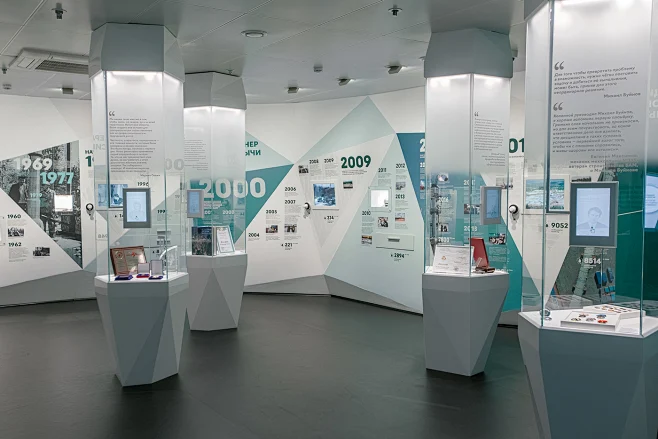 corporate environment Exhibition graphic design installation ...