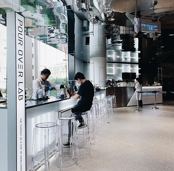 咖啡店POUR OVER LAB 泰国 咖啡店 工业风 不锈钢 logo设计 vi设计 空间设计