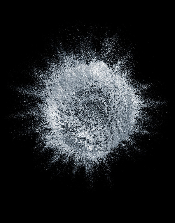 Exploding Water : Personal project.