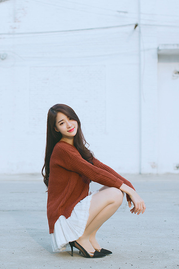 女性蹲姿照片人体结构参考来自cgbook.cn (150)-花瓣网