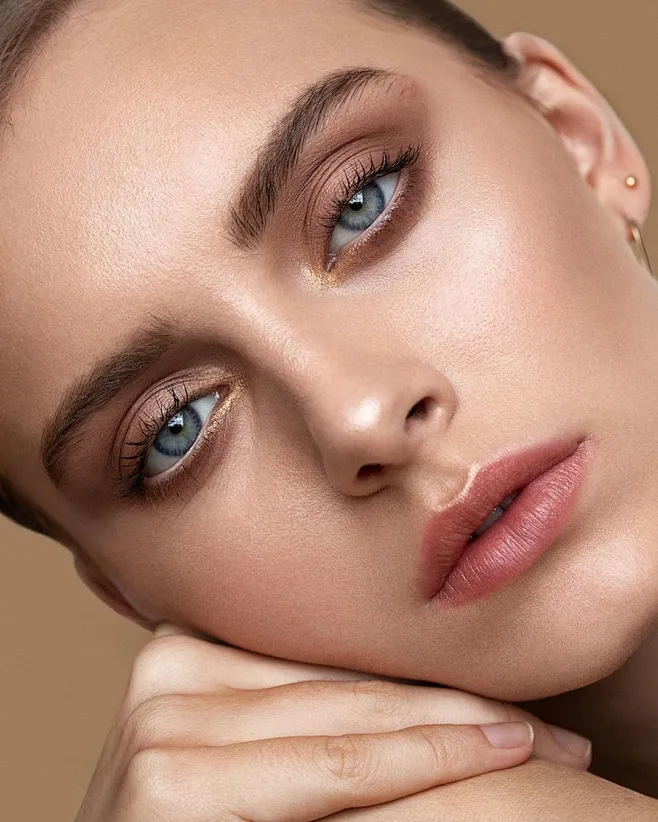 Photo by RETOUCHER Alla on April 04, 2024. May be a closeup of 1 person ...