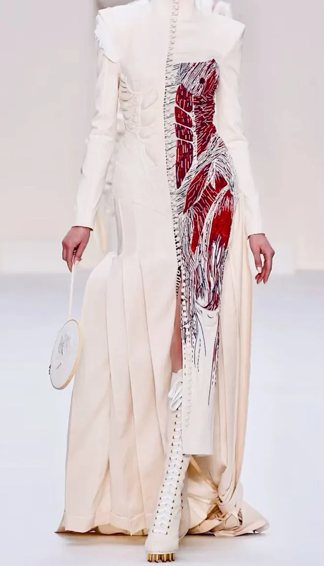 Thom Browne HC 2024 “muscle memory”-花瓣网