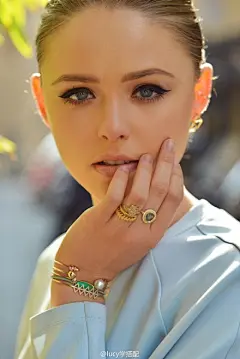 zhuang rong图片大全-zhuang rong高清好看的图片--花瓣小佳爱smile的画板