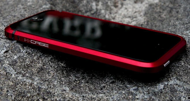 iPhone 5 Defender By Pocomaru : Clean and beautiful, the Defender for ...