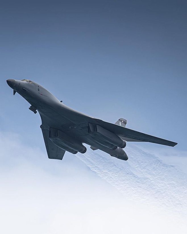 B-1B