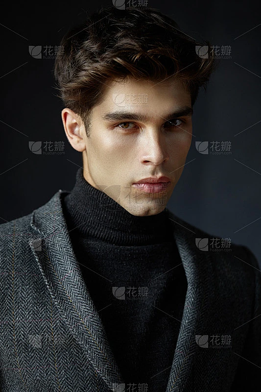 特写人物的发型在西装素材-花瓣网