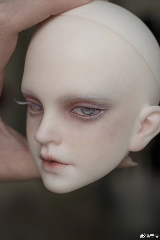 bjd bjd妆 bjd妆面 LLT edria e妹 剑风传奇 格里菲斯cos妆。不知道有没有画出来天仙的感觉 头发还是半p半画，电脑没电了不然还能多p几张-花瓣网