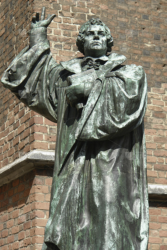 德国汉诺威的马丁·路德雕像