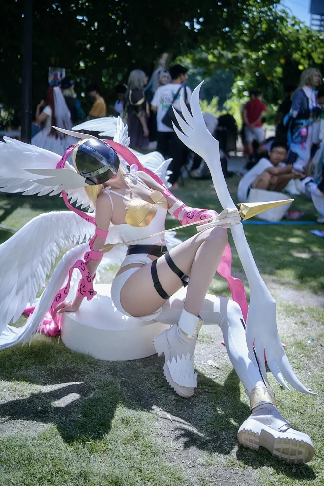 广州CICF漫展一米九天女兽。#广州漫展cicf #天女兽cos #一米九天女兽 #壁纸@kiko，采集@屿堍-花瓣网