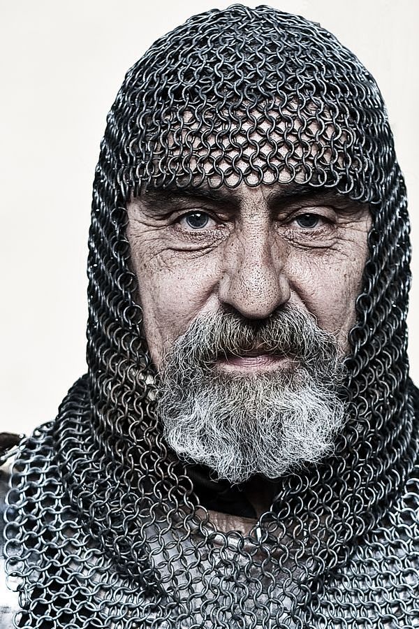 knight armor: chain mail on Old Knight by Julian Paul@北坤人素材