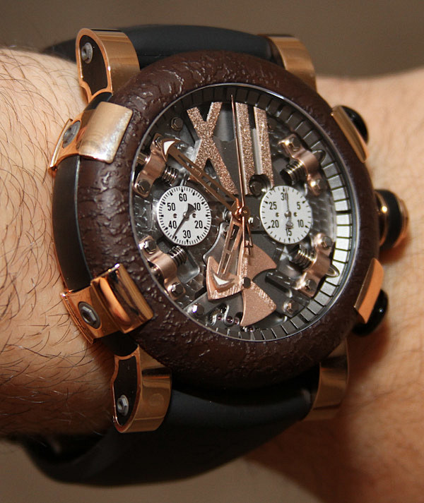 Romain Jerome Steampunk Chrono Watch Review ｜ aBlogtoWatch(B37FD)
