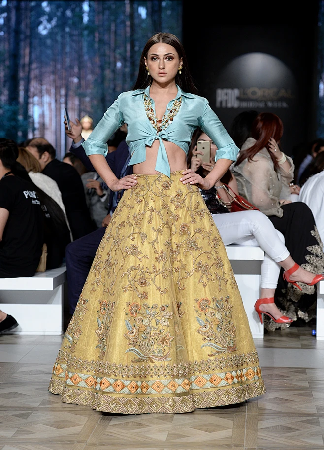 Farah Fatima https://item.taobao.com/item.htm?id=570487650509-花瓣网