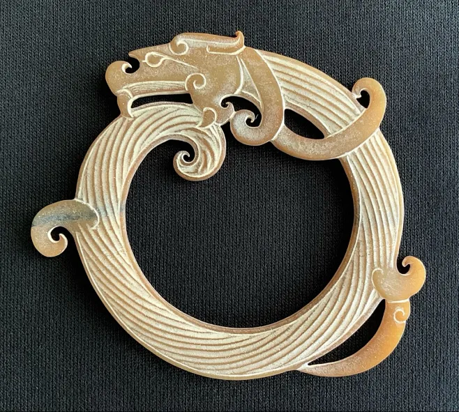 Han dynasty jade pendant-花瓣网