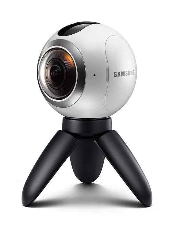 Samsung Gear 360 camera: -花瓣网