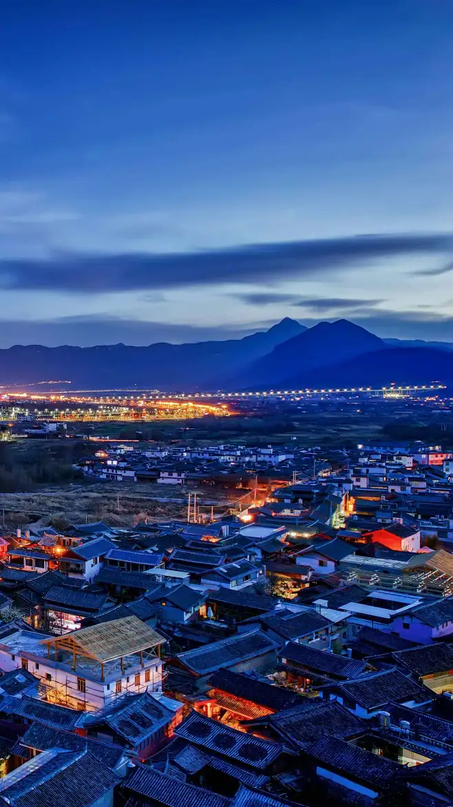 古城夜景-花瓣网