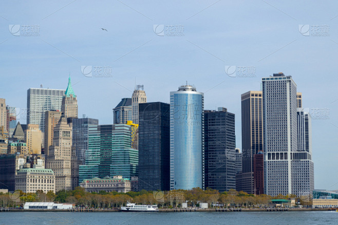 纽约,渡轮,金融区,水,公园,美国中大西洋地区,船尾波,水平画幅,云,无人