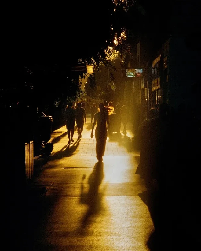 Peter Varsics-花瓣网