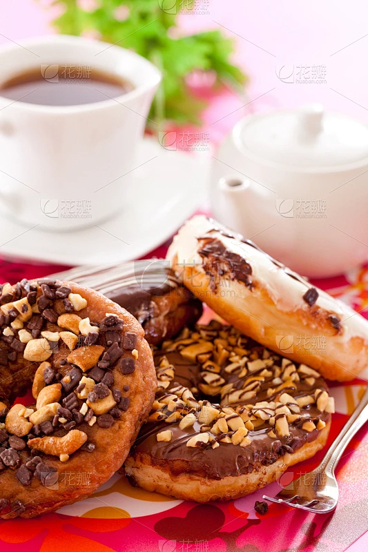 垂直画幅,饮食,早餐,咖啡馆,无人,不健康食物,蛋糕,早晨,面包店,巧克力素材-花瓣网