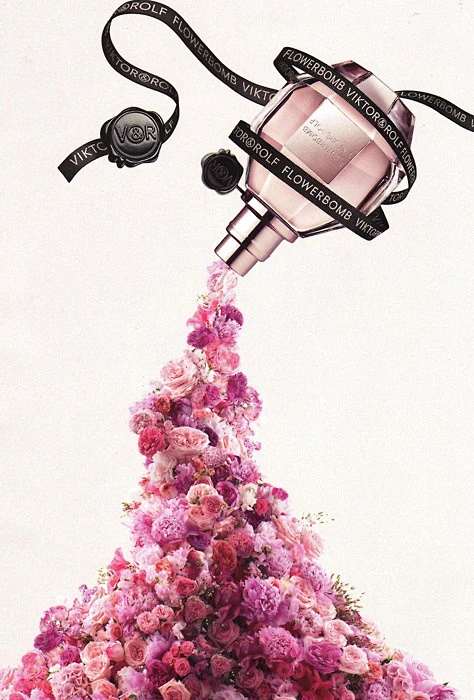 Flowerbomb- Viktor and Rolf-花瓣网