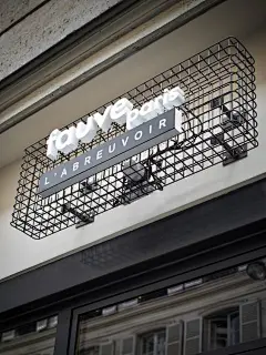 Pentagram, Luke Hayman-花瓣网