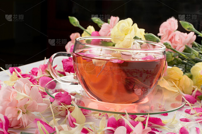 Pink Flower Tea with Carnation Petals. Hot Rose Dr