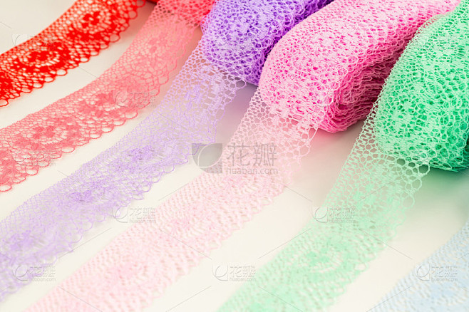 Colorful lace tapes
