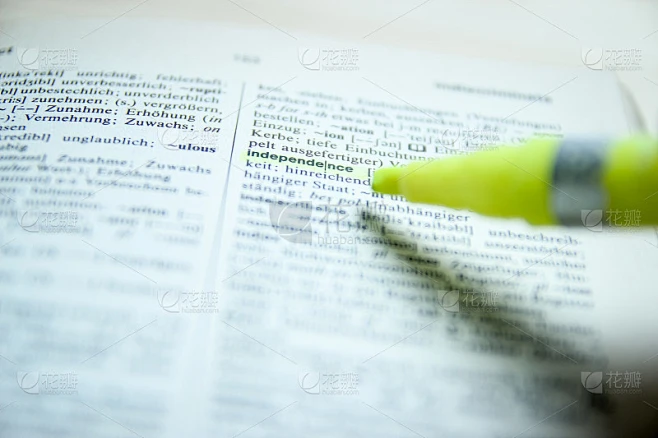 English - German Open Dictionary with highlight Wo素材-花瓣网