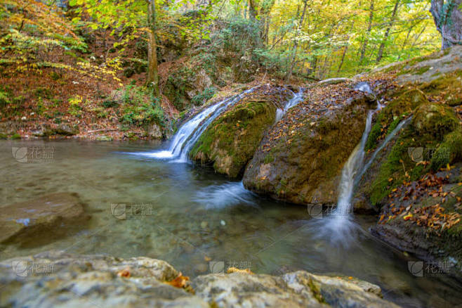 Photos of the Crimean peninsula in autumn Jur-Jur