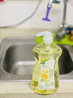 天猫详情页专采：VSHELL植贝清爽美肌滋润肌肤沐浴露800ml-tmall.com天猫-花瓣网