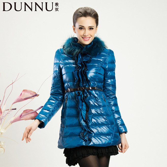 【dunnu官方旗舰店】11.10新 敦奴专柜正品 2013冬装新款 貉子毛领荷叶边长款羽绒服#貉子##专柜##冬装##