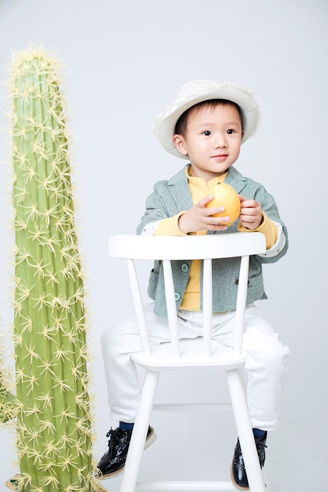 #纯真# #九宫格# #正太# #萌货# #萌娃# #萌童# #萌小孩# #男孩# #宝宝# #儿童摄影# 台州椒江米尼潮童摄影