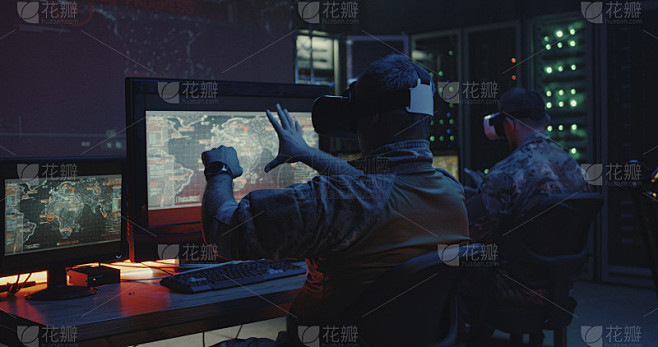 士兵使用VR头盔