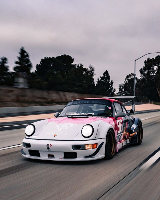 Porsche RWB 911 痛车