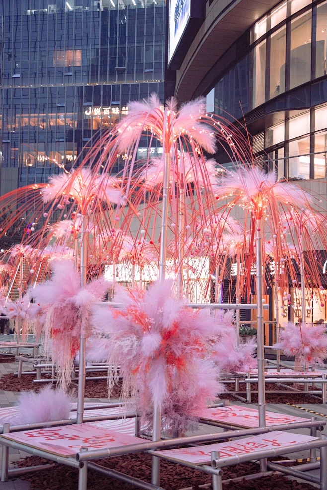 为成都送上一组超美的烟花装置！