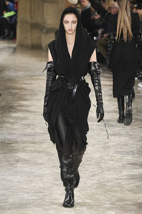 Anndemeulemeester-花瓣网