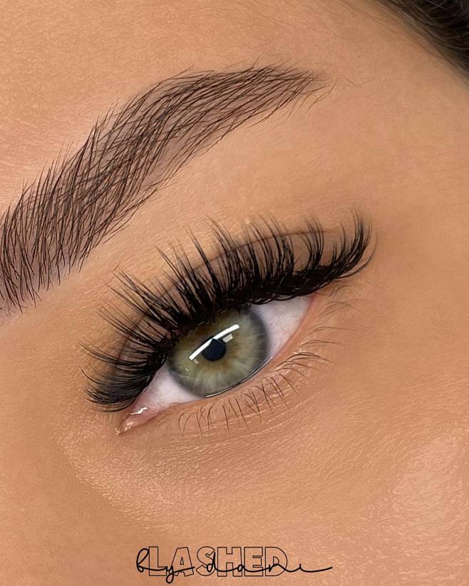 Top lashes and lashmakers (@top__4b61de5f