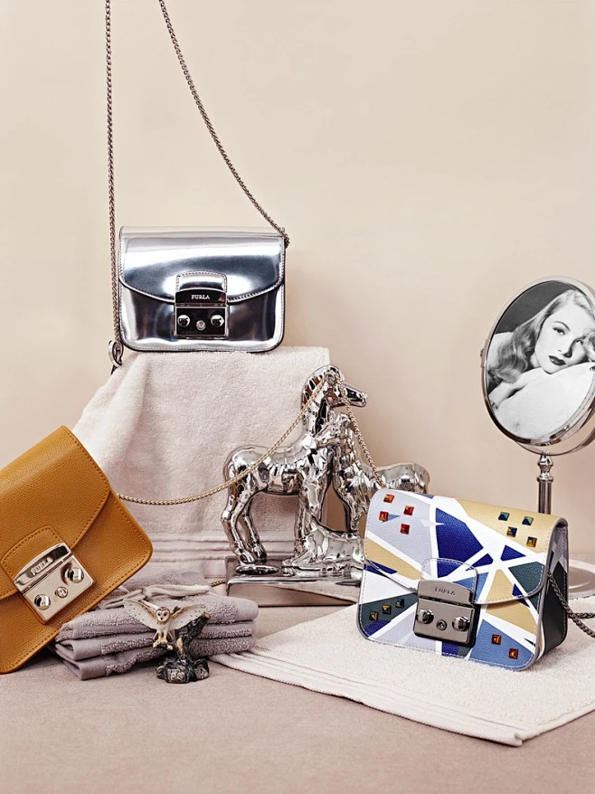 Streeters - Elena Rendina - Still Life & Accessories : Streeters ...