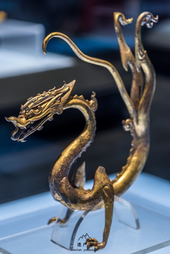 【陕西历史博物馆藏· 唐代鎏金铁芯铜龙】