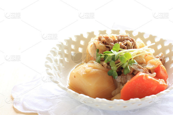 日本食物,Nikujaga