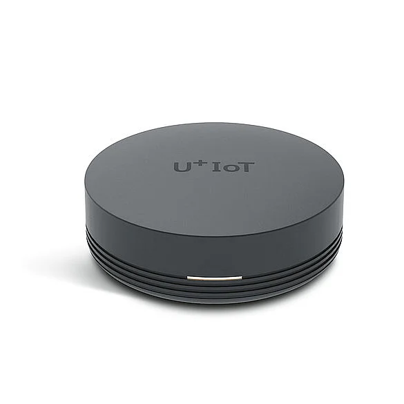 AI Remote Control Hub | Red Dot Design Award-花瓣网