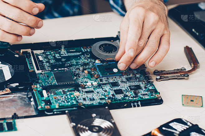 电脑维护拆解笔记本电路