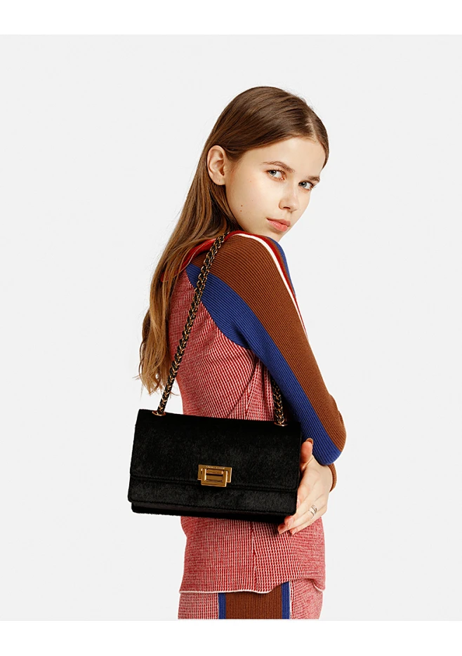 CHARLES＆KEITH 小方包 CK2-20840097 金属链条翻盖单肩斜挎包-tmall.com天猫-花瓣网