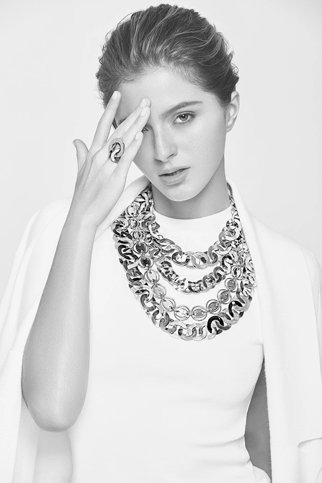 Paul Lara on Behance-花瓣网