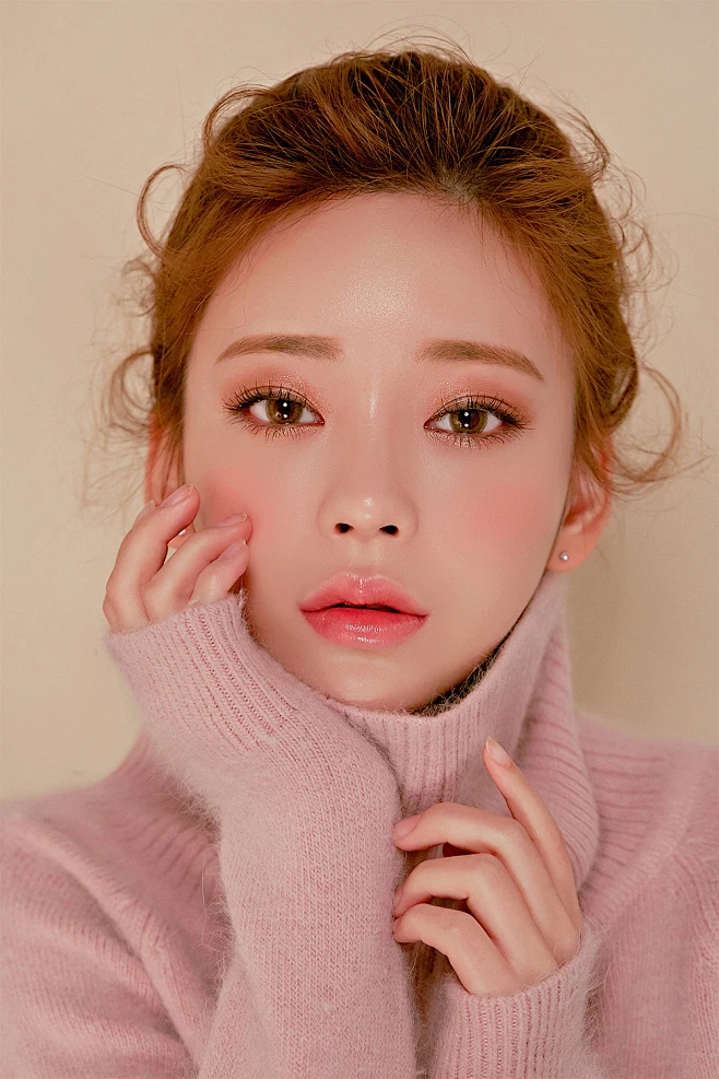 BEIGE CHUU PERIWINKLE PEARL POWDER by 츄(chuu) : ★ 피.엔.느.코.랄 재입고! ★ 성원에 ...