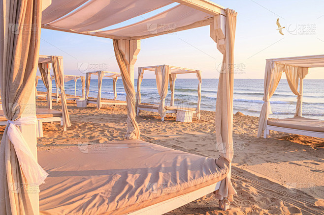 海岸景观-带海滩露台的沙滩景色