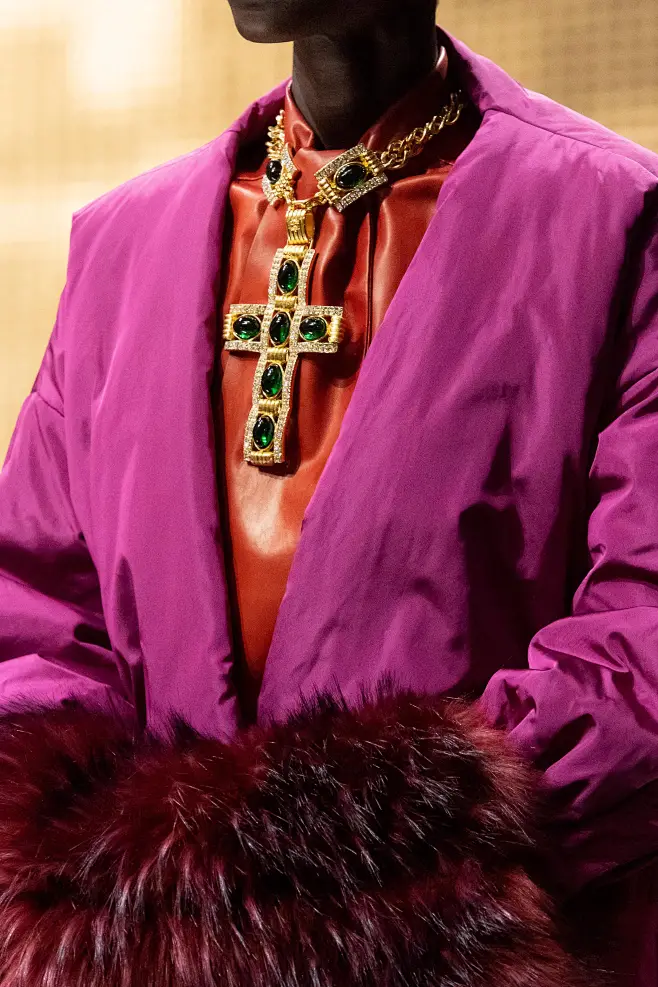 Gucci Fall 2019 Menswear Fashion Show : The complete Gucci Fall 2019 ...