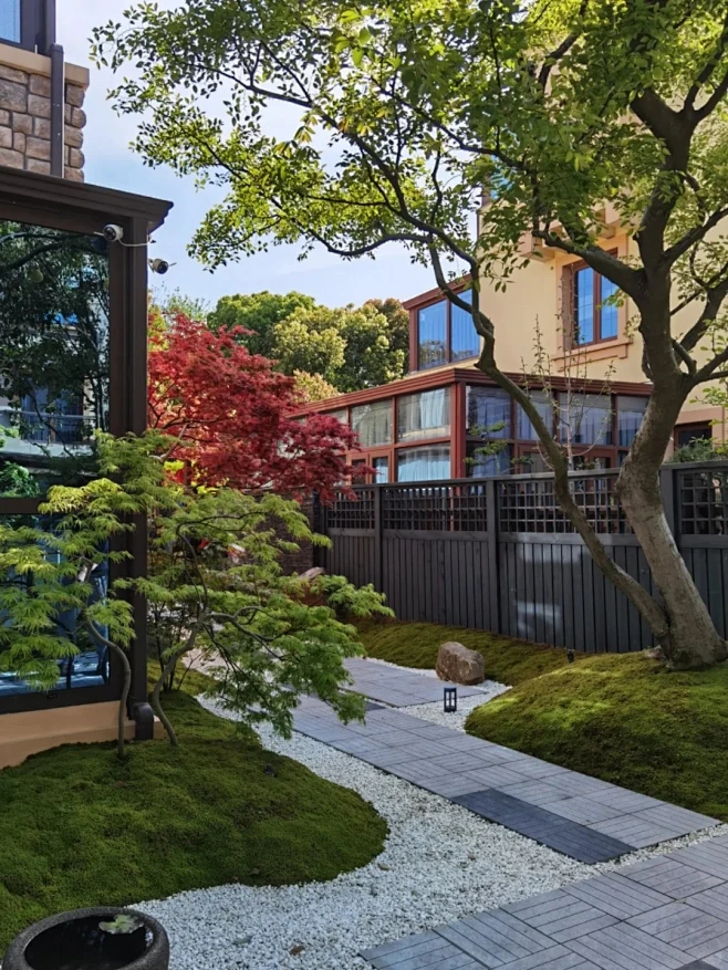 一个自然禅意风格的庭院落地。_3_设计师莫舍_来自小红书网页版-花瓣网