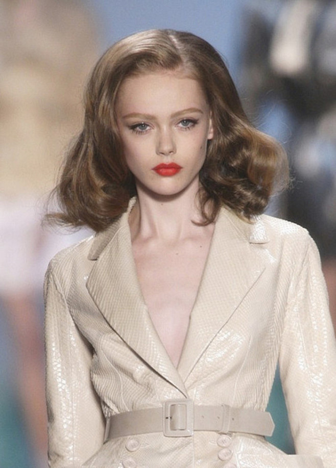 弗丽达·古斯塔夫松 (Frida Gustavsson)