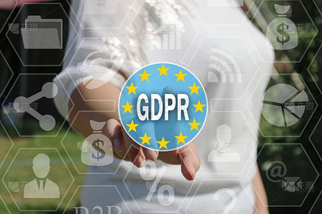 女商人在触摸屏上选择GDPR。一般数据保护条例。让人们熟悉GDPR的概念素材-花瓣网