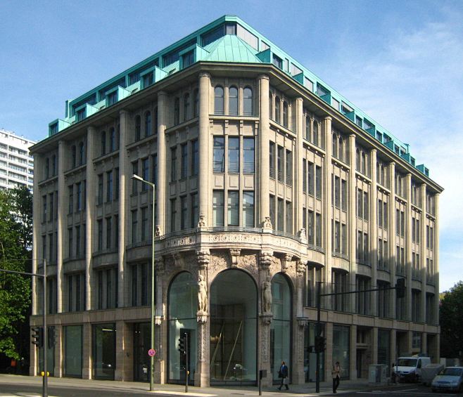 穆特修斯出生于德国baiThueringen（Herman Muthesius,1861-1927）是德国工业联盟（Deutscher ...